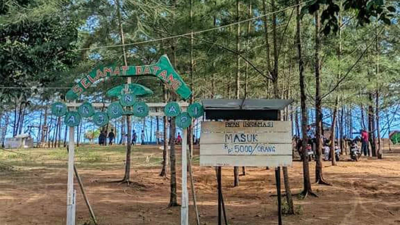 Pembentukan Pokmaswas Wisata Pantai Tanjung Api | Website Resmi Desa ...